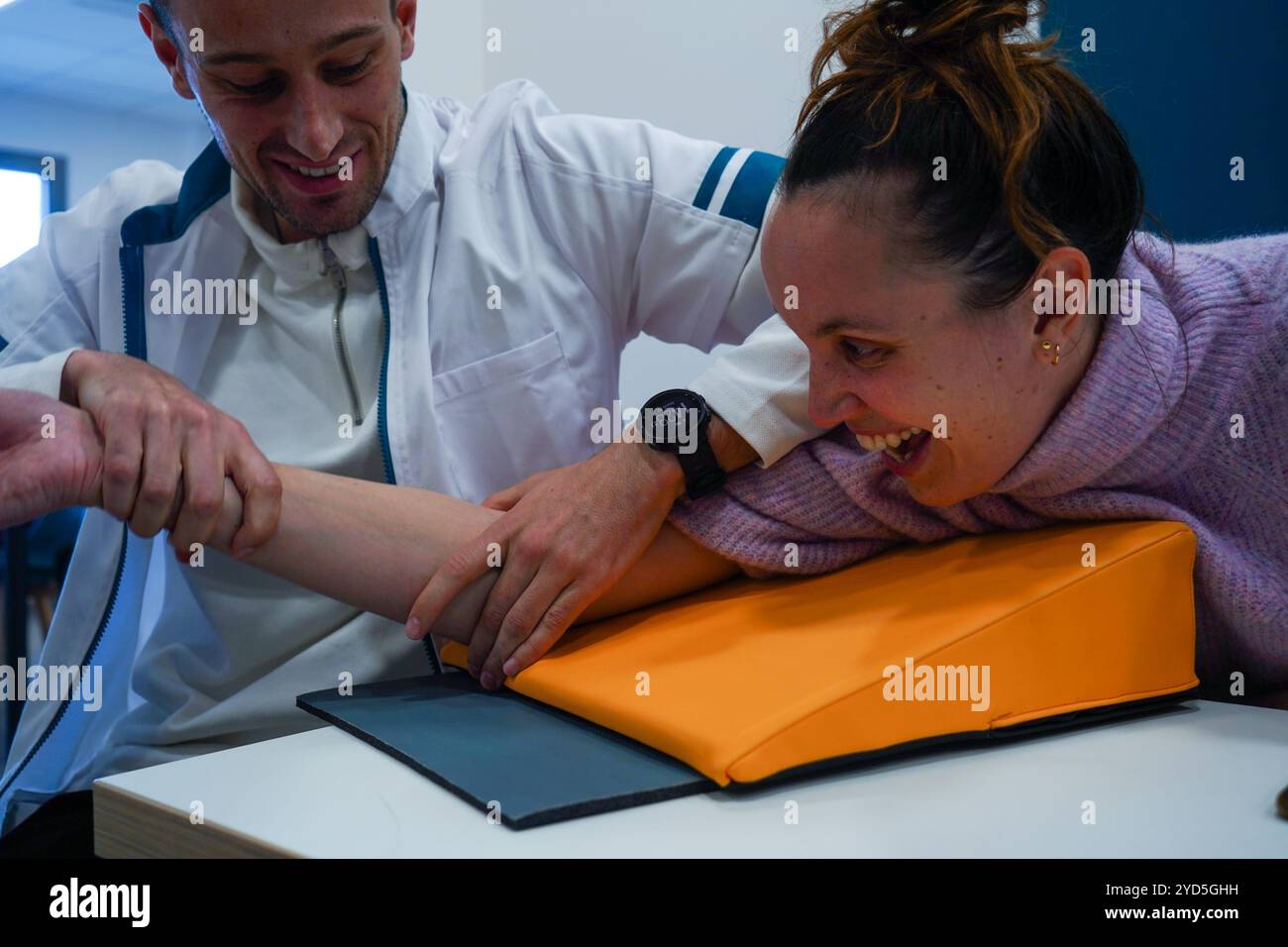 Physiotherapy center specializing in shoulder pathology before or after ...