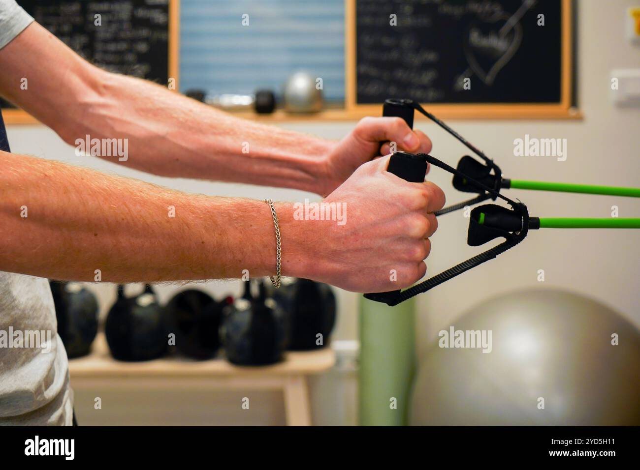 Physiotherapy center specializing in shoulder pathology before or after ...