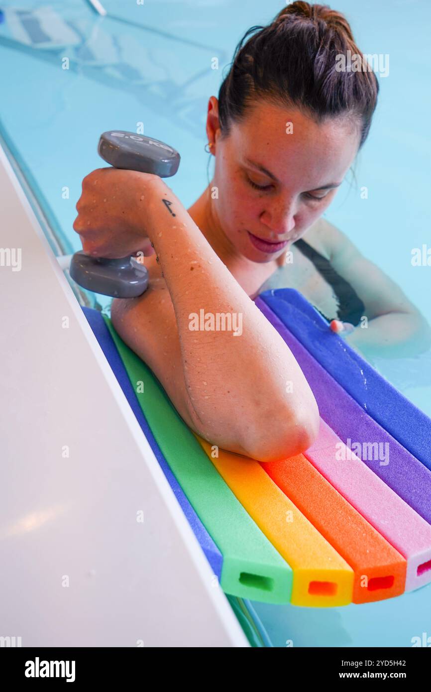 Physiotherapy center specializing in shoulder pathology before or after ...