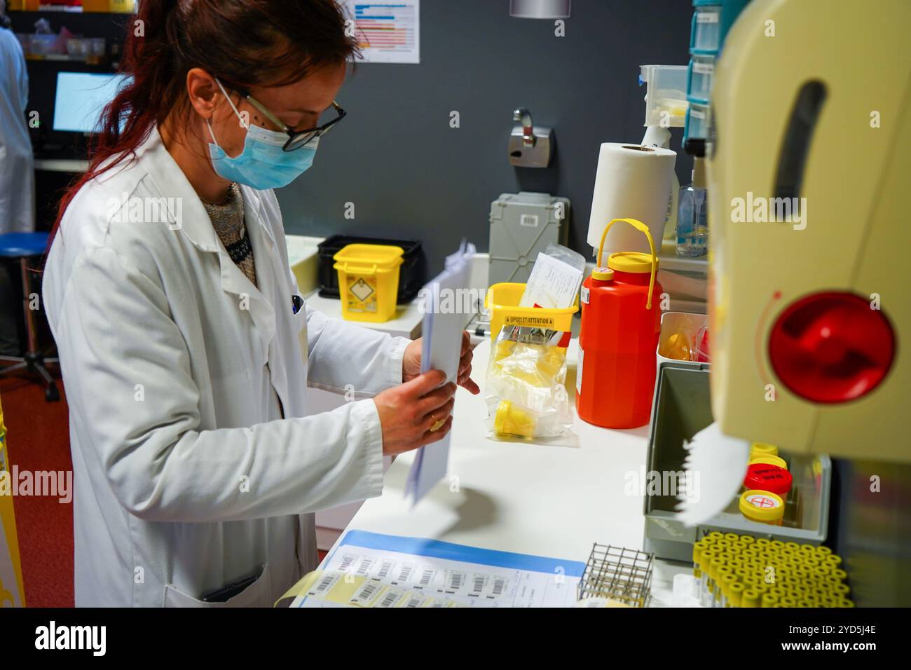 Medical Analysis Laboratory. Biomedical Analysis Technicians Stock ...