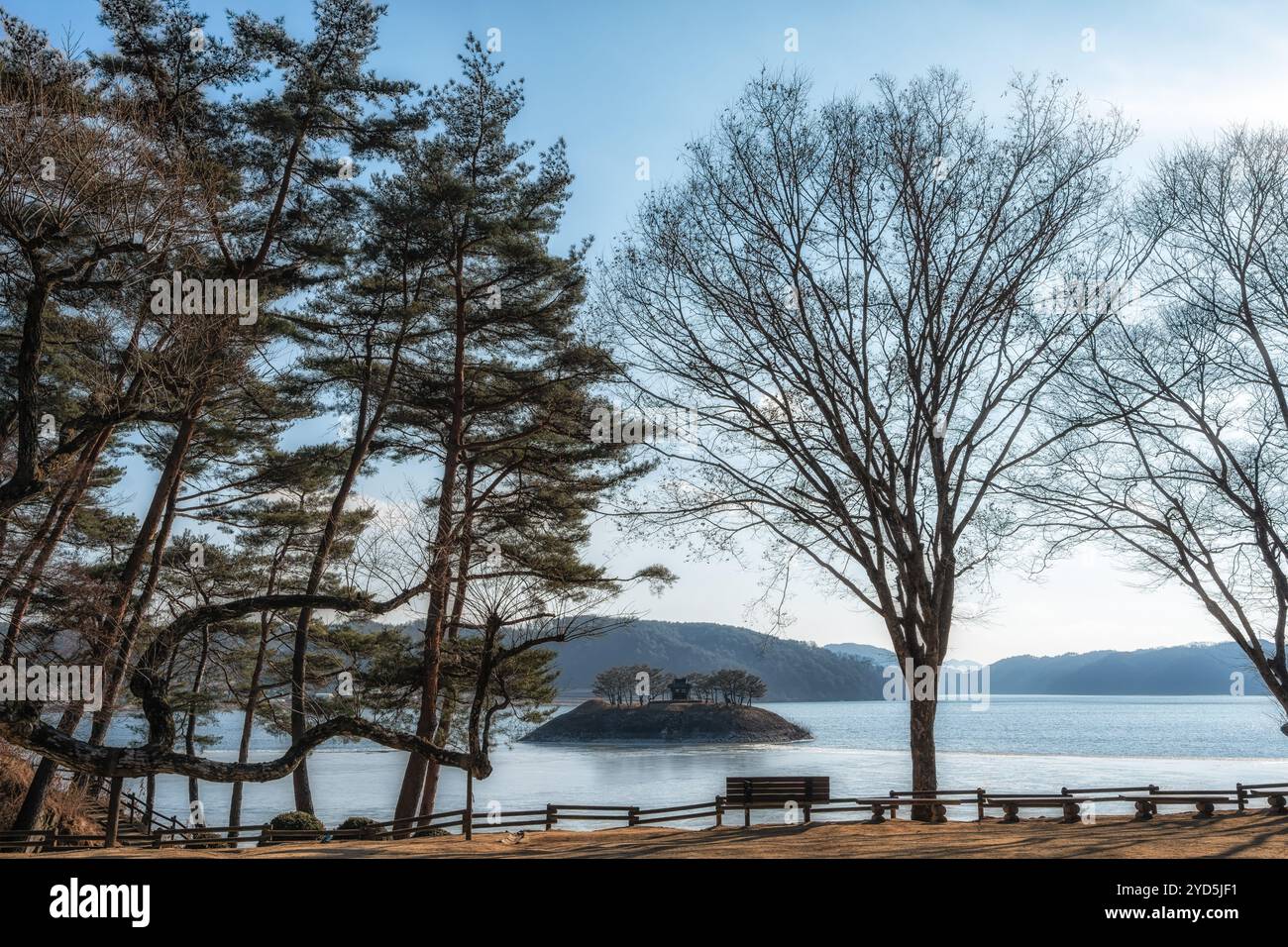 Andong Dosan Seowon Lake Shrine Stock Photo - Alamy
