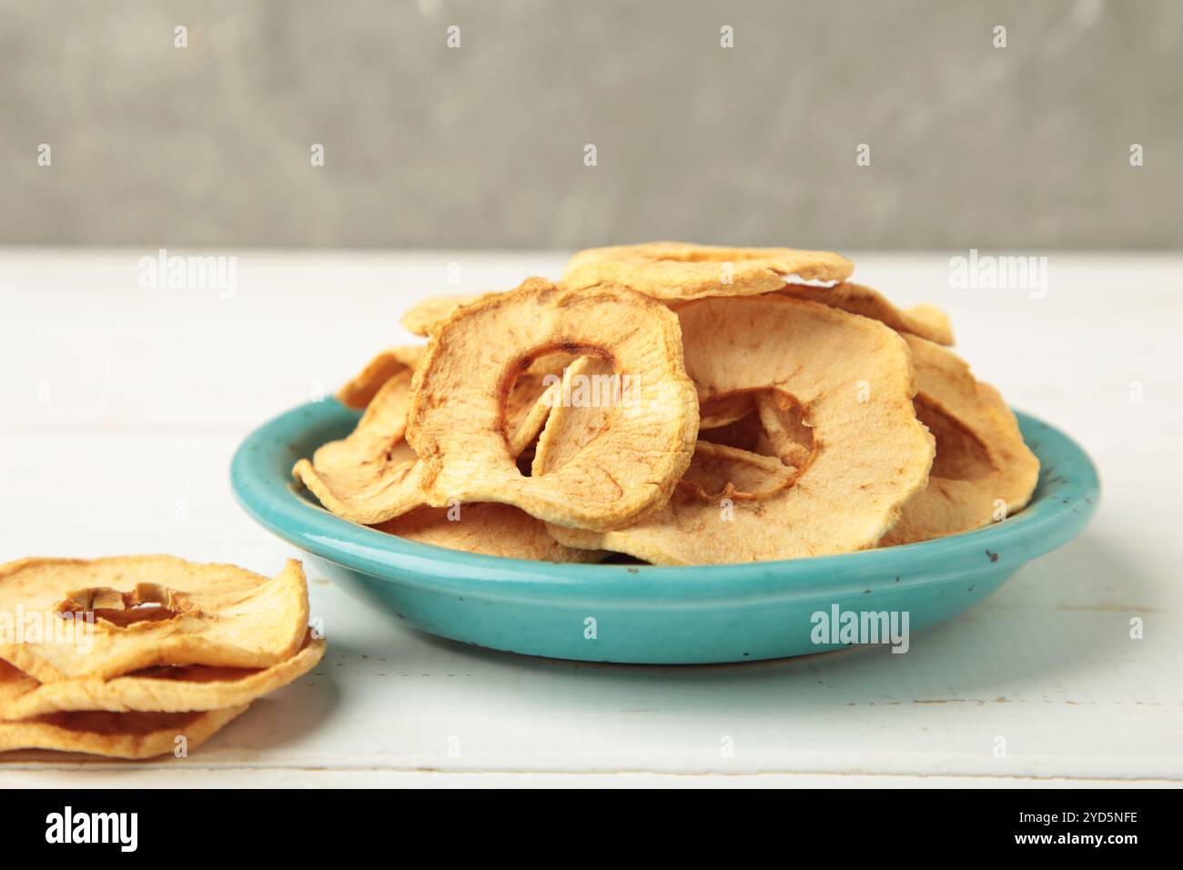 Dried slices light apple hi-res stock photography and images - Alamy