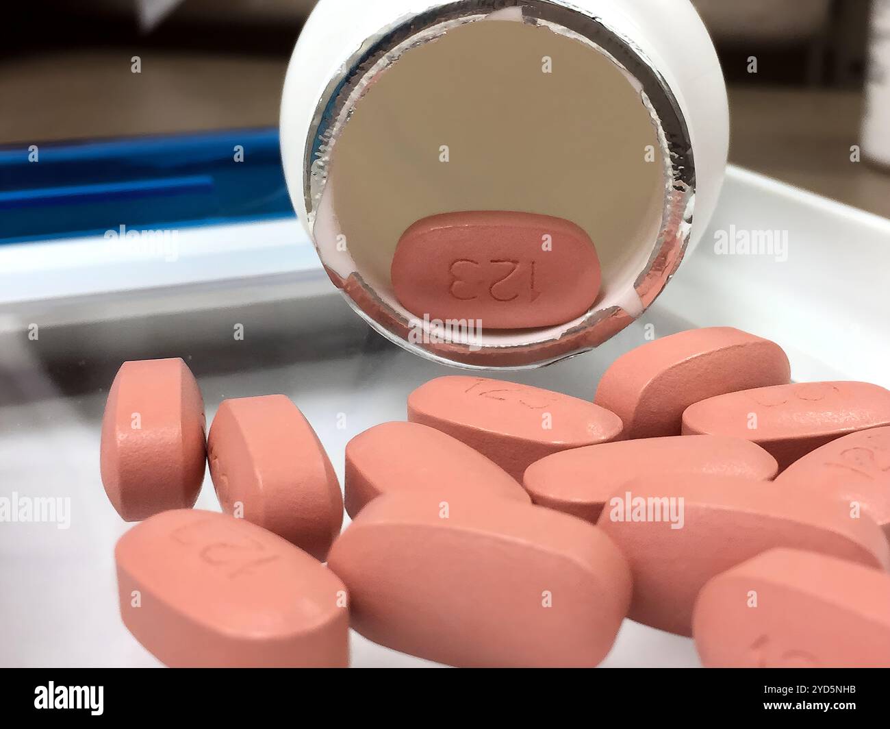 Antiretroviral hi-res stock photography and images - Alamy