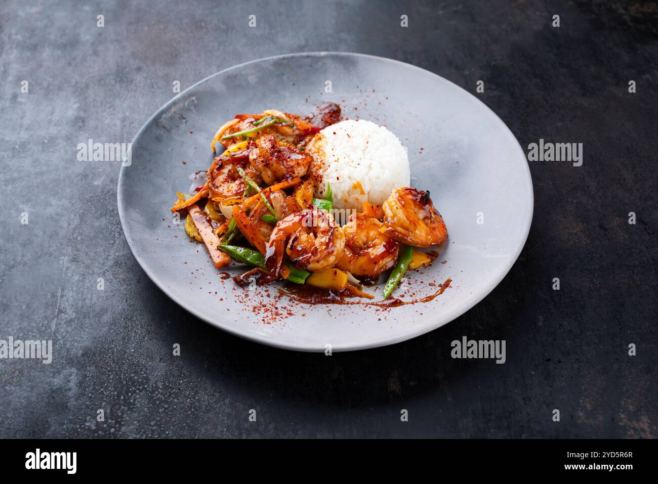 Traditional Thai fried king prawns with vegetable Stock Photo - Alamy