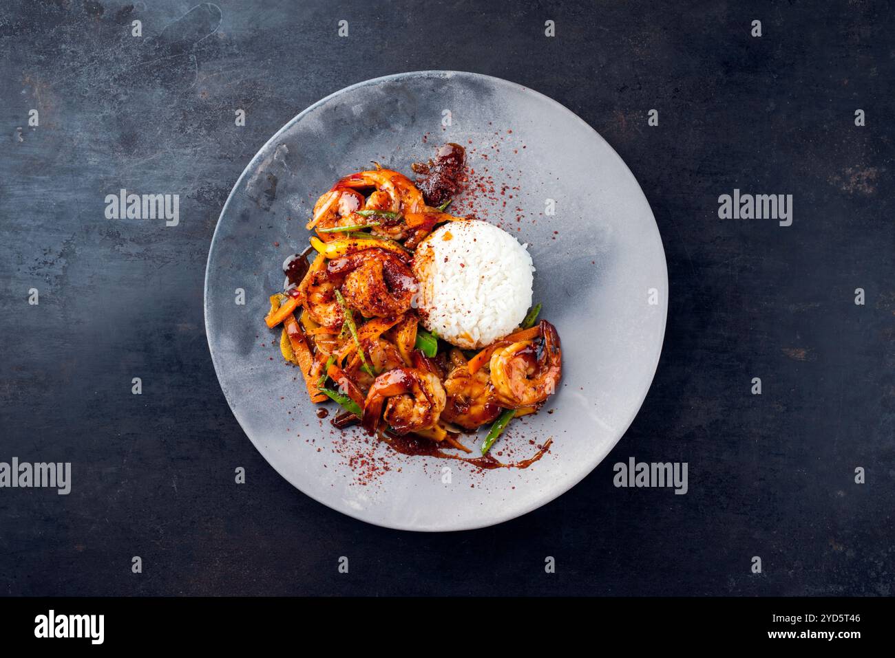 Traditional Thai fried king prawns with vegetable Stock Photo - Alamy