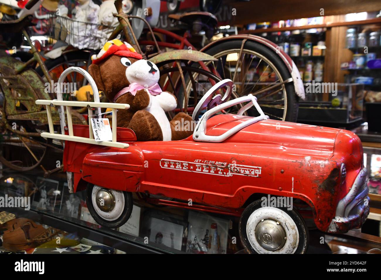 The BECK Museums of Branson (Worlds Largest Toy Museum Complex) in ...