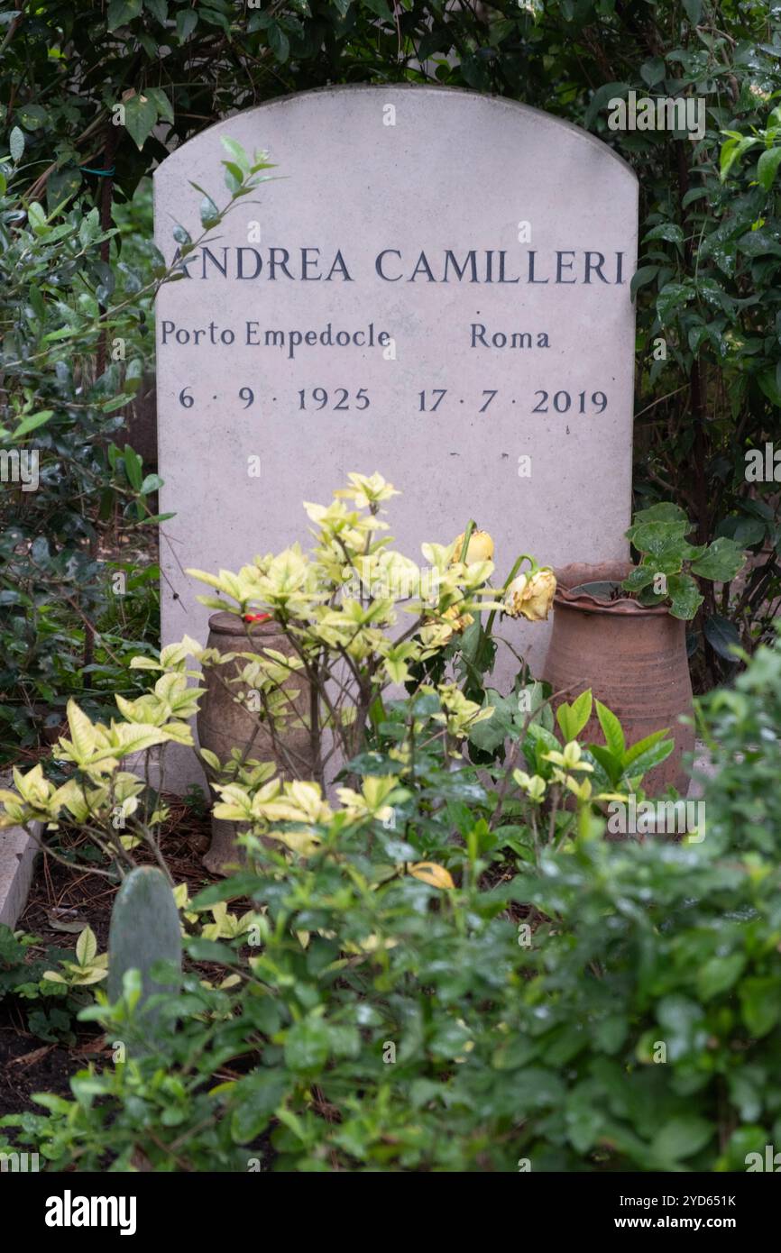The grave of the writer Andrea Camilleri Non-Catholic Cemetery for ...