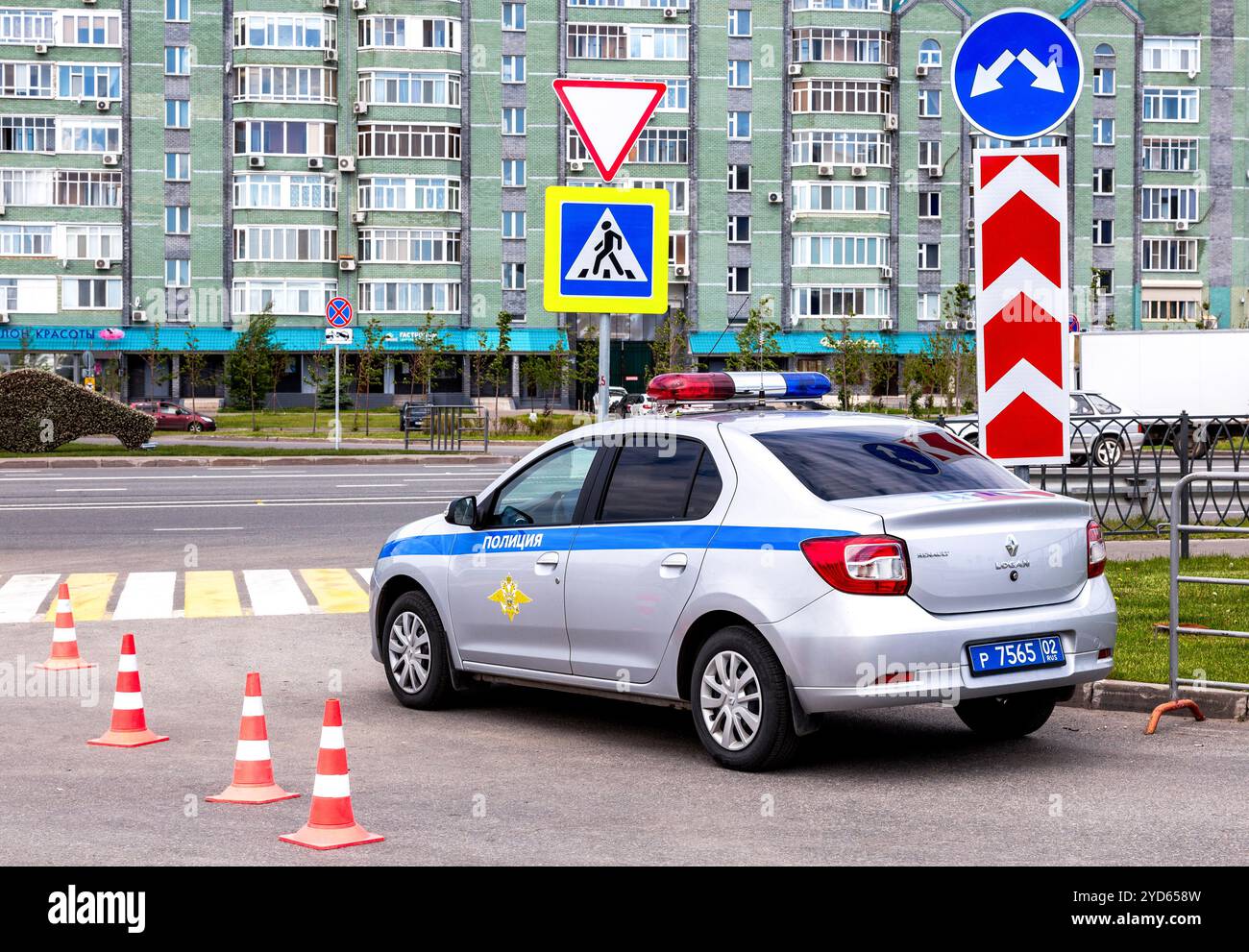 Russian police patrol in car hi-res stock photography and images - Alamy