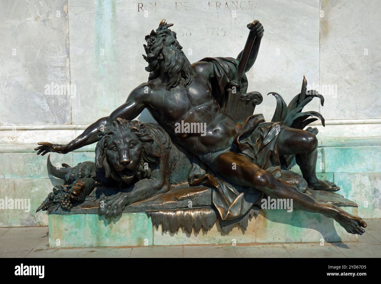 Equestrian statue of Louis XIV in Lyon, France Stock Photo - Alamy