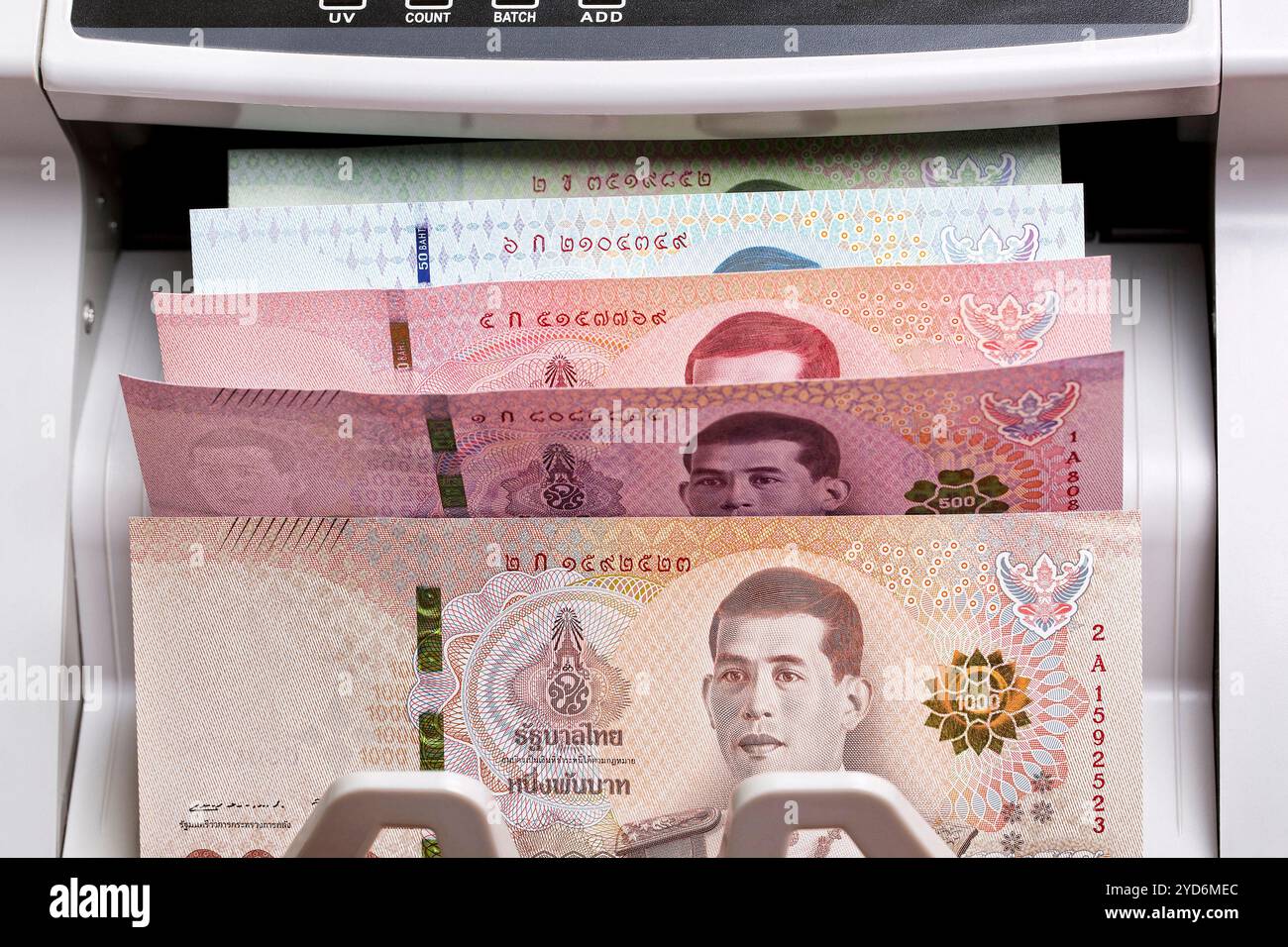 Counting thai baht hi-res stock photography and images - Alamy