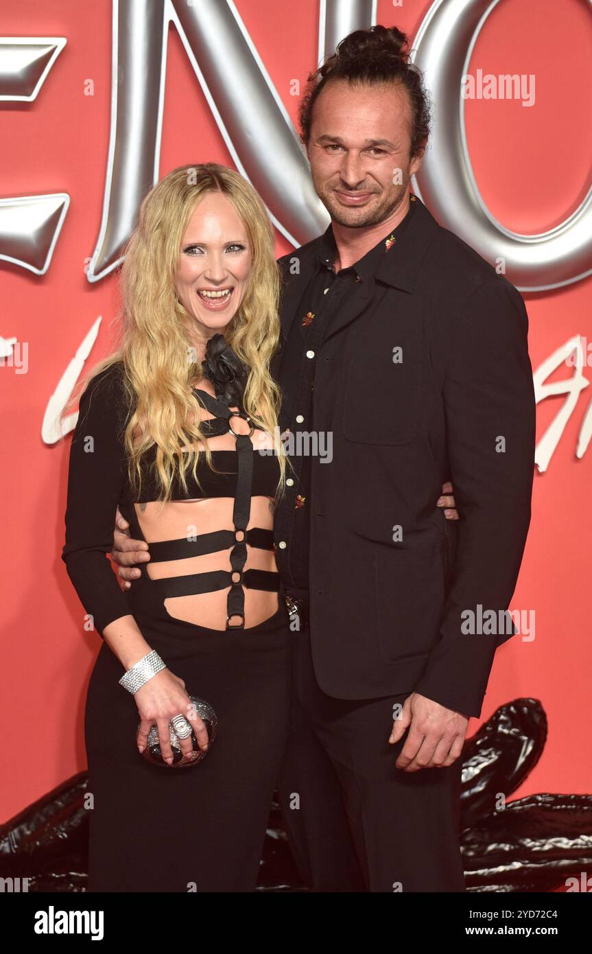 23.10.24. London UK. Juno Temple & Michal Szymanski at "Venom: The Last ...