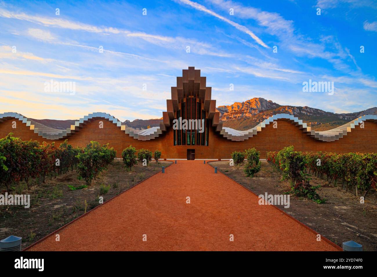The magnificent Bodegas Ysios Stock Photo - Alamy