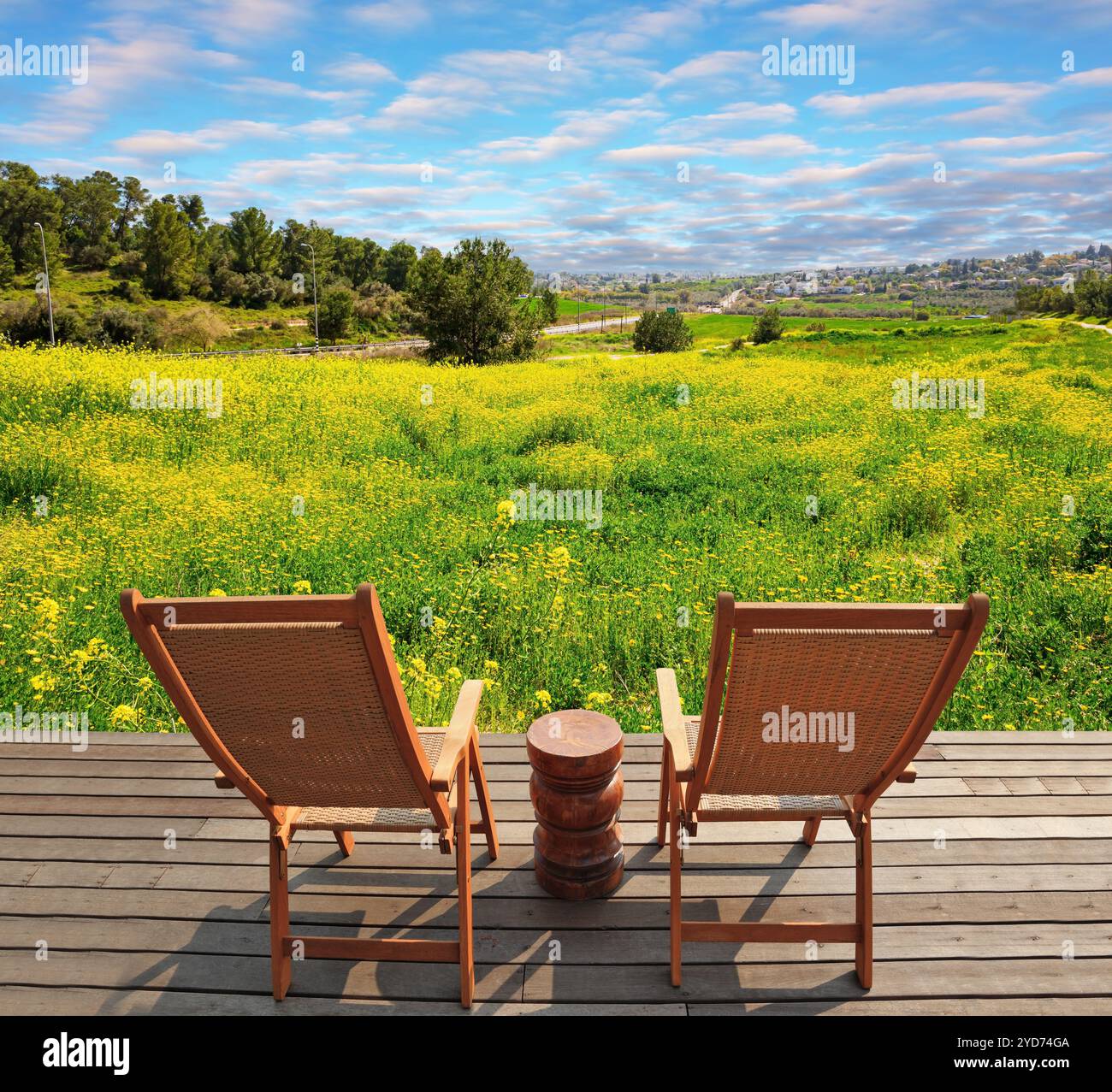 Green sun loungers hi-res stock photography and images - Alamy