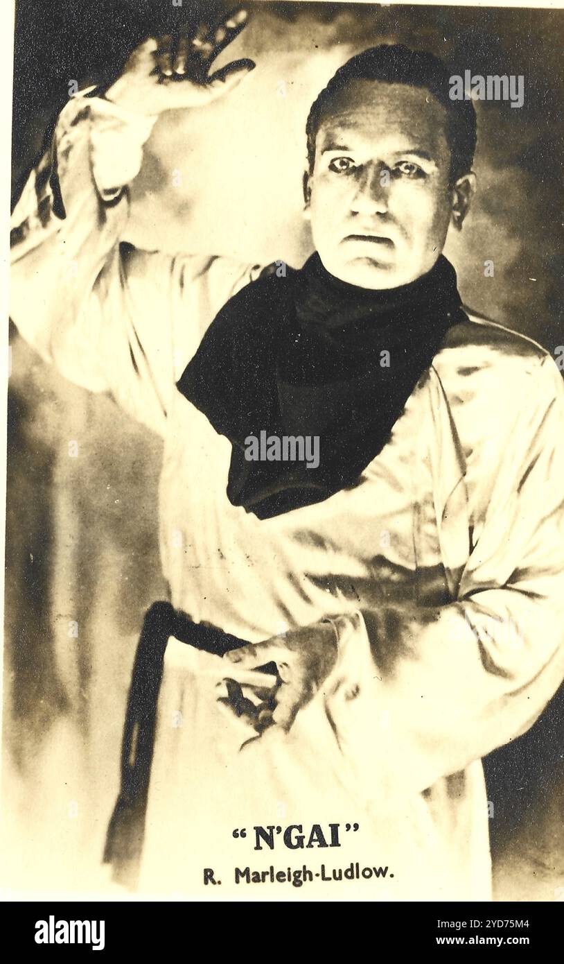 1950s magic performers hi-res stock photography and images - Alamy