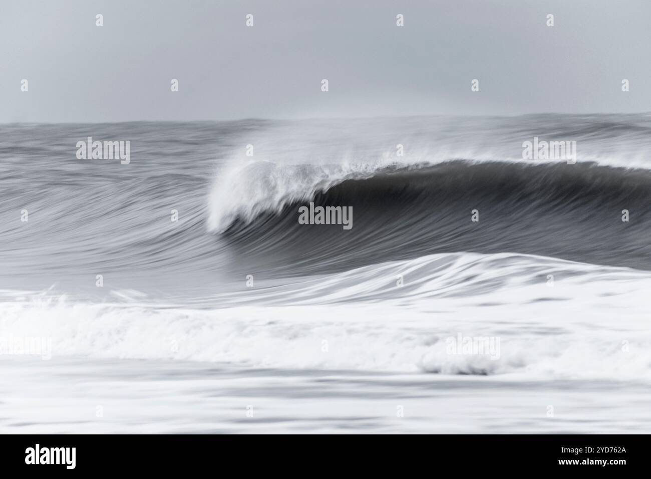 Wave black hi-res stock photography and images - Alamy
