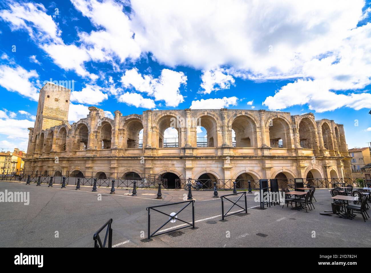 Arles Amphitheatre historic architecture view Stock Photo - Alamy