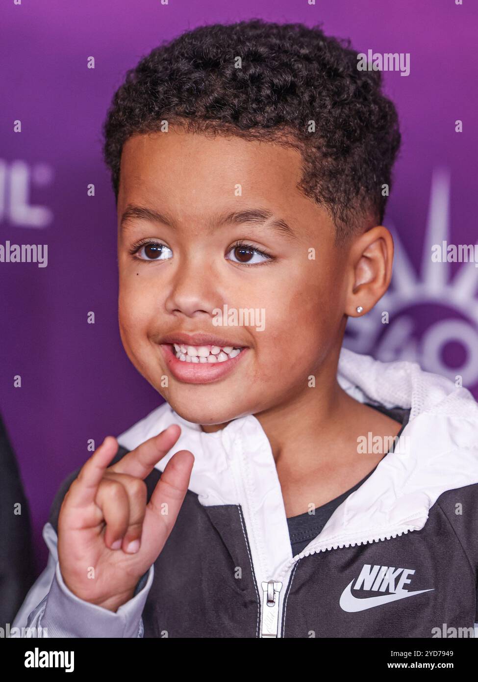 SANTA MONICA, LOS ANGELES, CALIFORNIA, USA - OCTOBER 24: Slash Electric ...