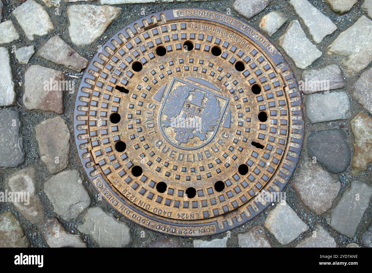 Municipal manhole cover city hi-res stock photography and images - Alamy