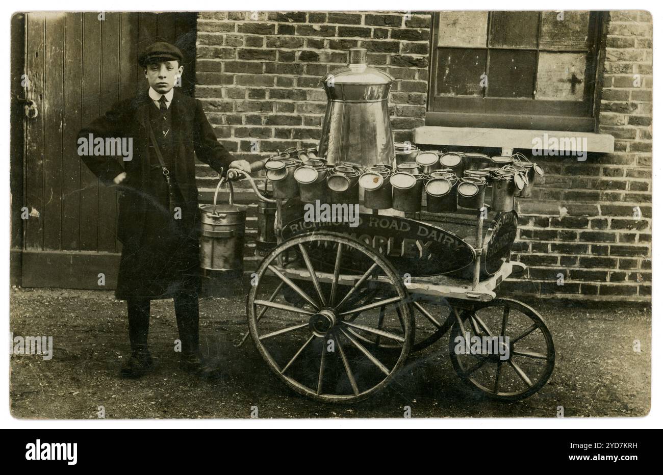Poor victorian edwardian boy boys lad lads hi-res stock photography and ...