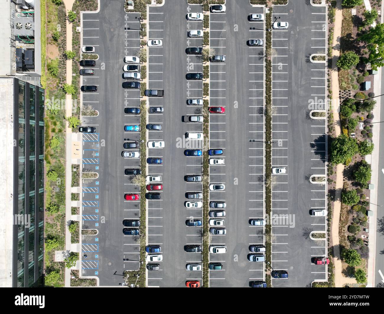 Overhead view of car park space hi-res stock photography and images - Alamy
