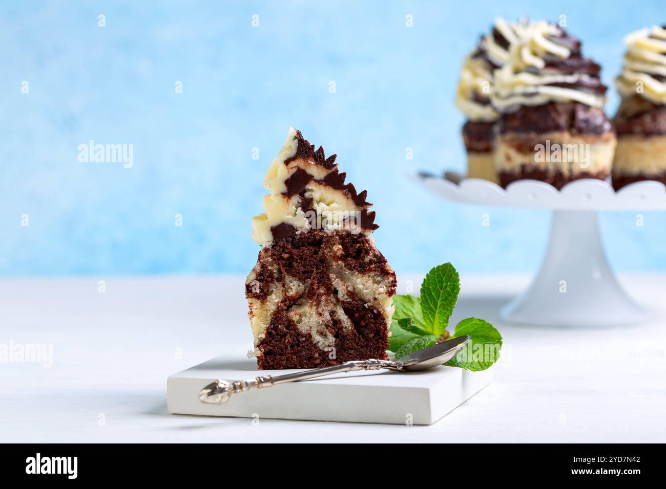 Marble cupcake slice with buttercream Stock Photo - Alamy