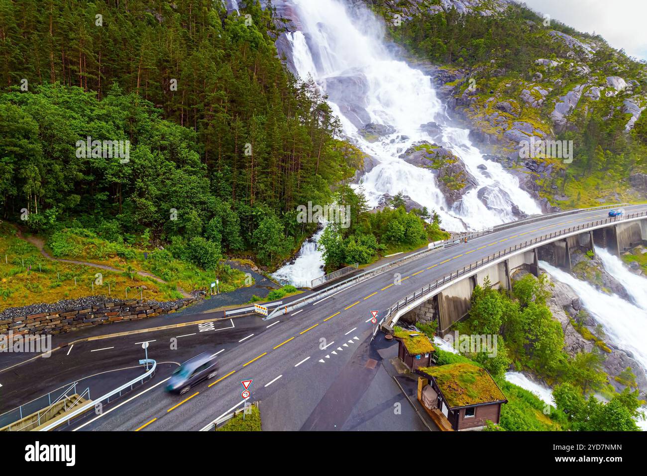 Mountain highway passes through hi-res stock photography and images - Alamy