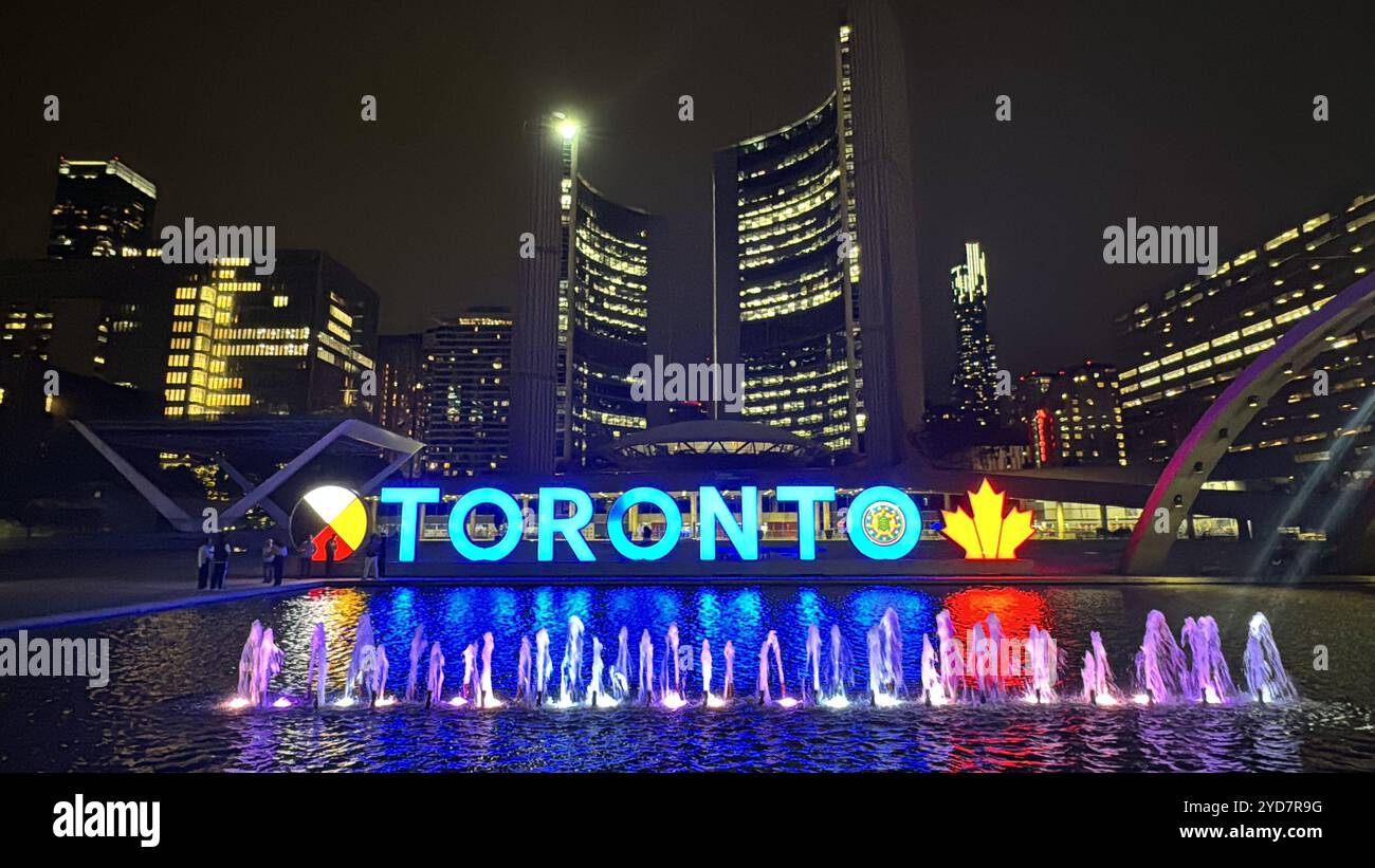 3D Toronto Sign at Nathan Phillips Square in Toronto, Ontario, in ...