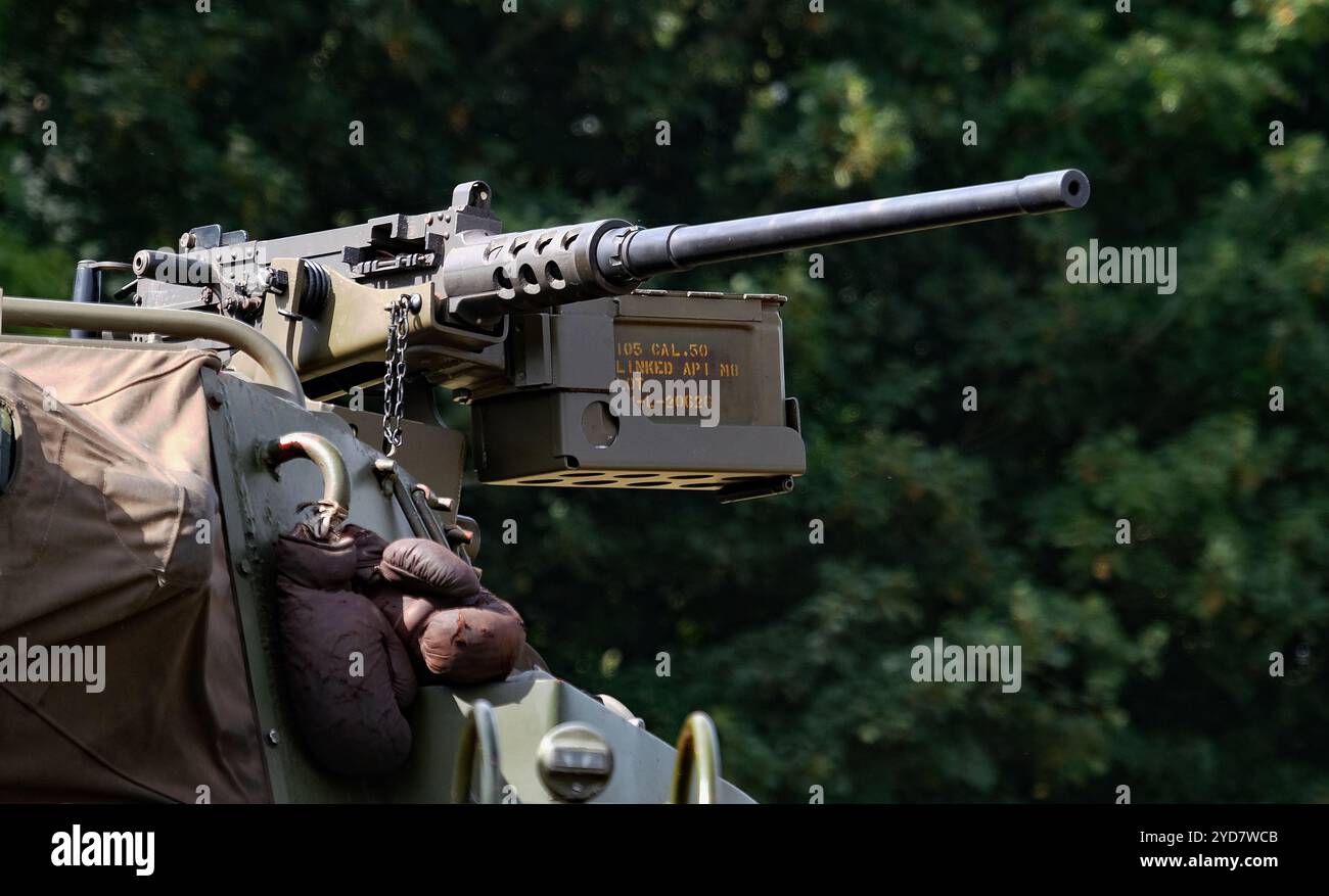 M2 heavy machine gun mount hi-res stock photography and images - Alamy