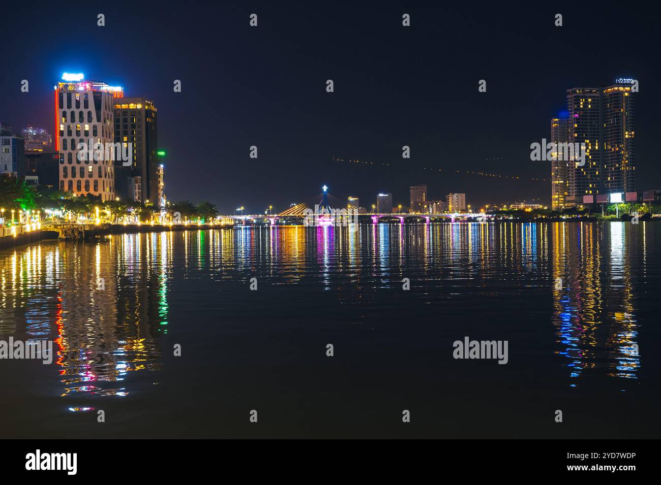 Han River Bridge or Cau Song Han over the Han River and skyscrapers in ...