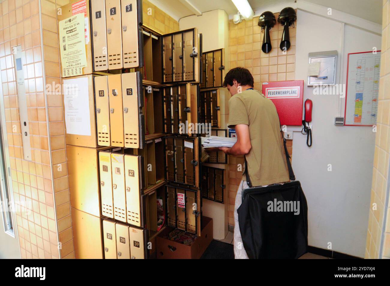 austrian mail and postal service postal logistics Stock Photo - Alamy