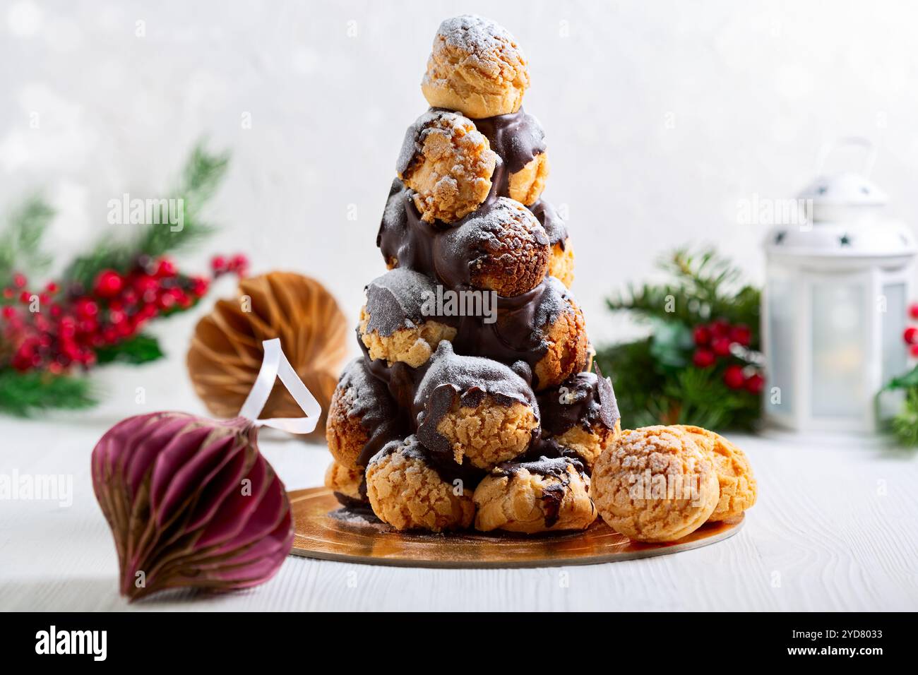 Tasty christmas cake fir hi-res stock photography and images - Alamy