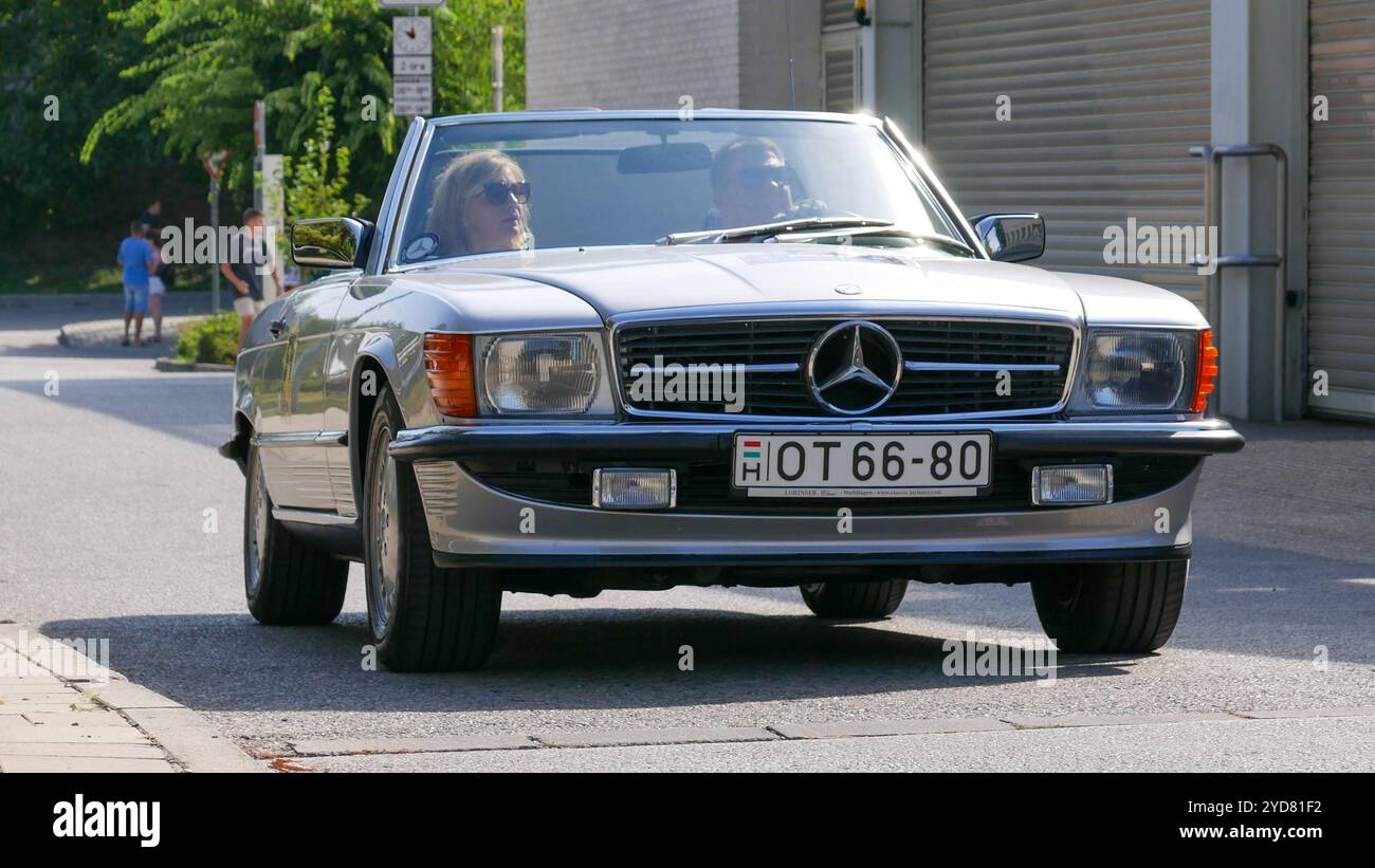 Mercedes benz 300 classic hi-res stock photography and images - Alamy