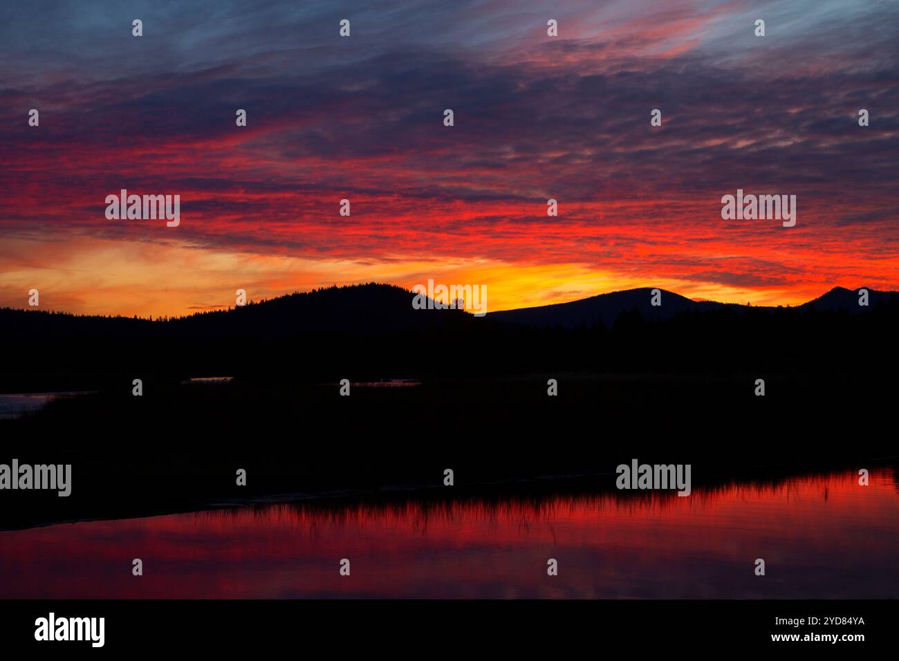 Odell Creek sunset, Cascade Lakes National Scenic Byway, Deschutes ...
