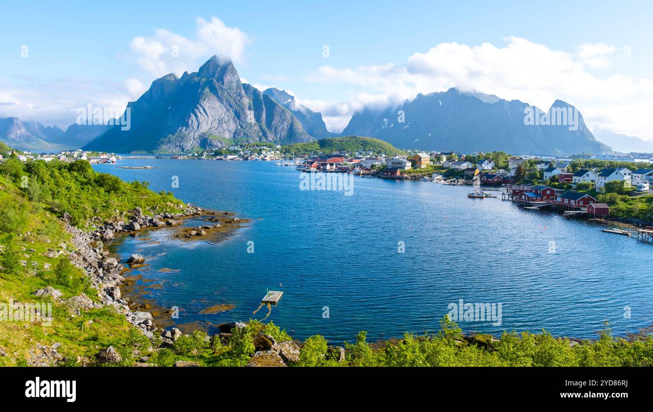 Reine lofoten norway majestic hi-res stock photography and images - Alamy