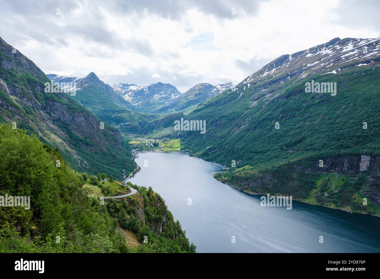 Winding through breathtaking landscape norway hi-res stock photography ...