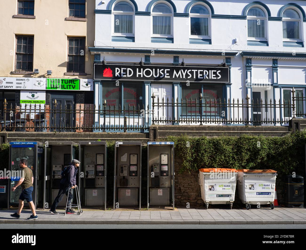 TORQUAY TORBAY SEASIDE RESORT ENGLISH RIVIERA DEVON Stock Photo - Alamy