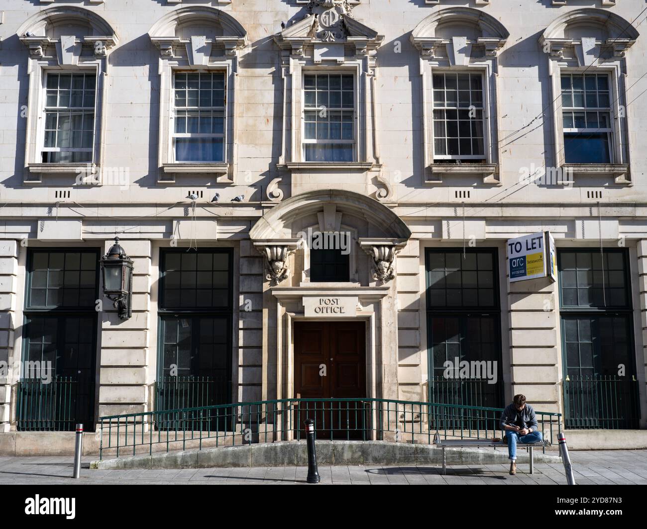 BEAUTIFUL OLD POST OFFICE BUILDING TORQUAY TORBAY SEASIDE RESORT ENGLISH RIVIERA DEVON Stock ...