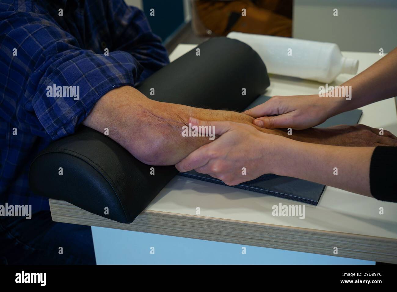 Physiotherapy center specializing in hand, elbow and shoulder ...