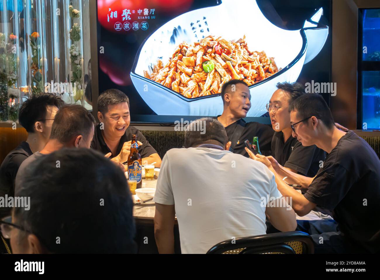 Singapore Chinatown, Xiang Ju restaurant with outdoor sits on Mosque ...