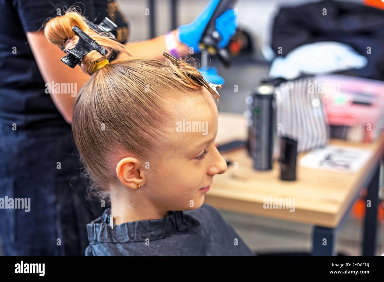 Ballroom styling hi-res stock photography and images - Alamy