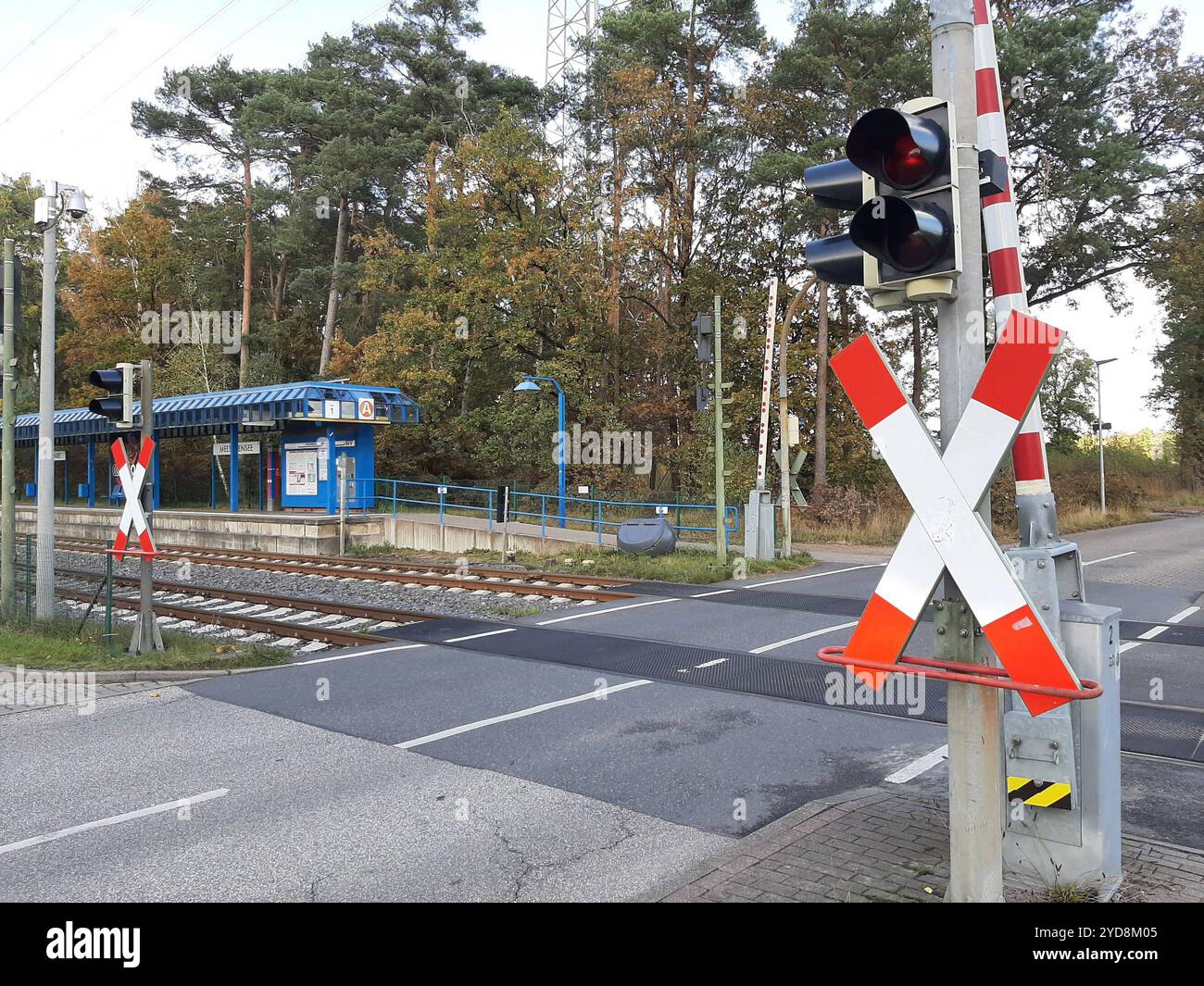 Stockbilder 10/2024 Bahnübergang mit Andreaskreuz Henstedt-Ulzburg ...