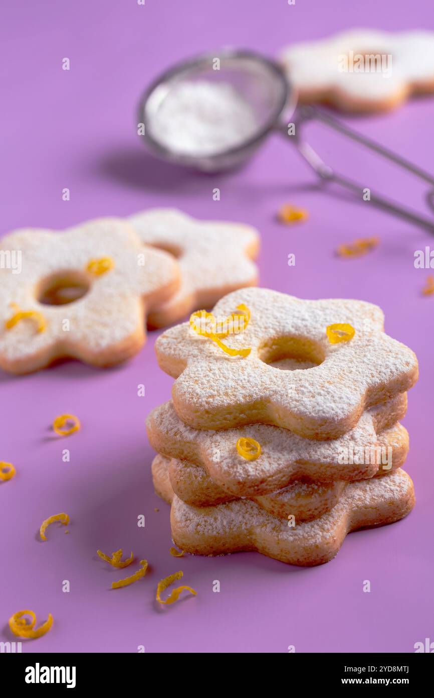 Italian butter cookies Stock Photo - Alamy