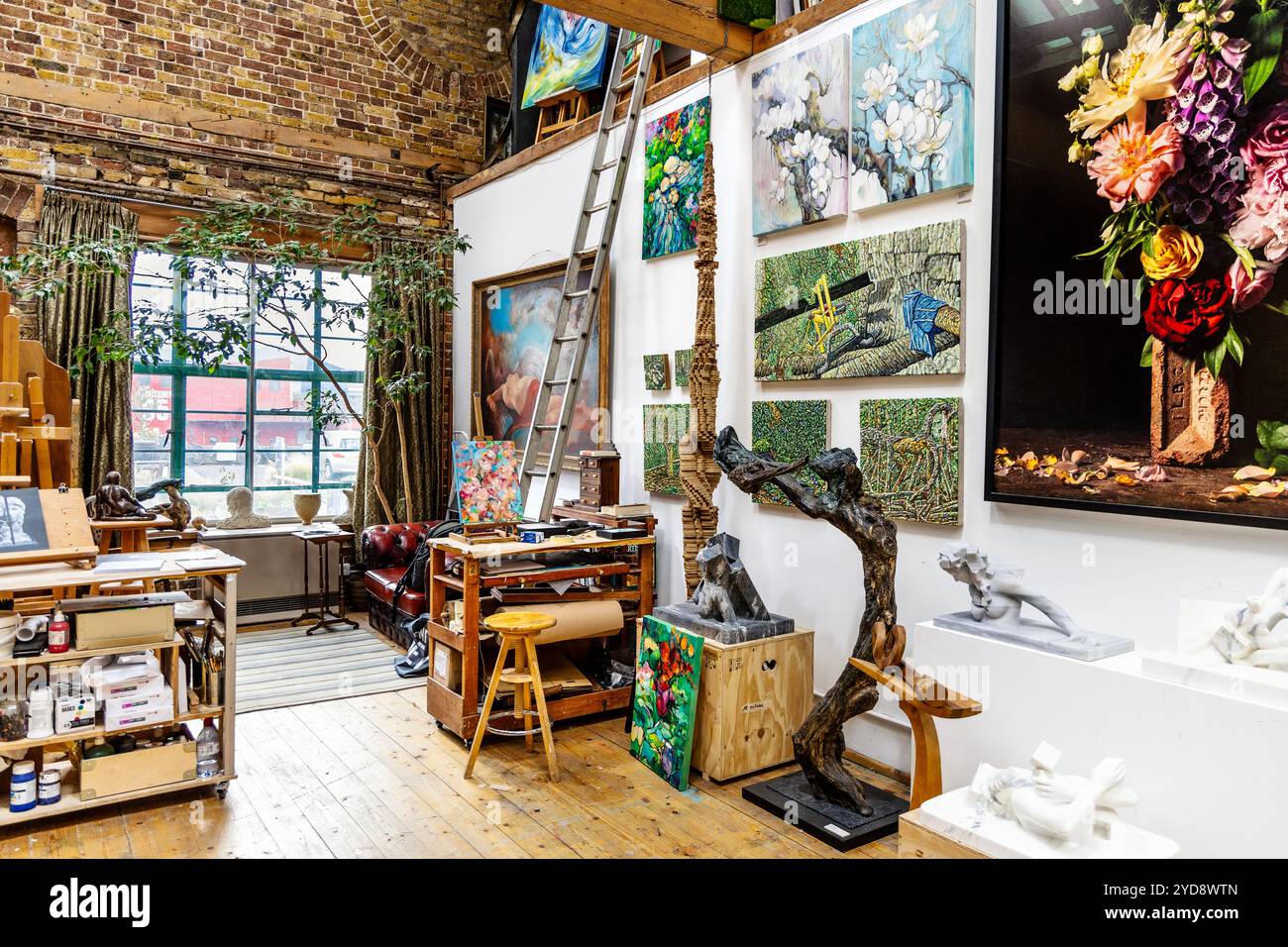 Interior of Trinity Art Galley inside Trinity Art Studios in a converted warehouse, Trinity Buoy ...