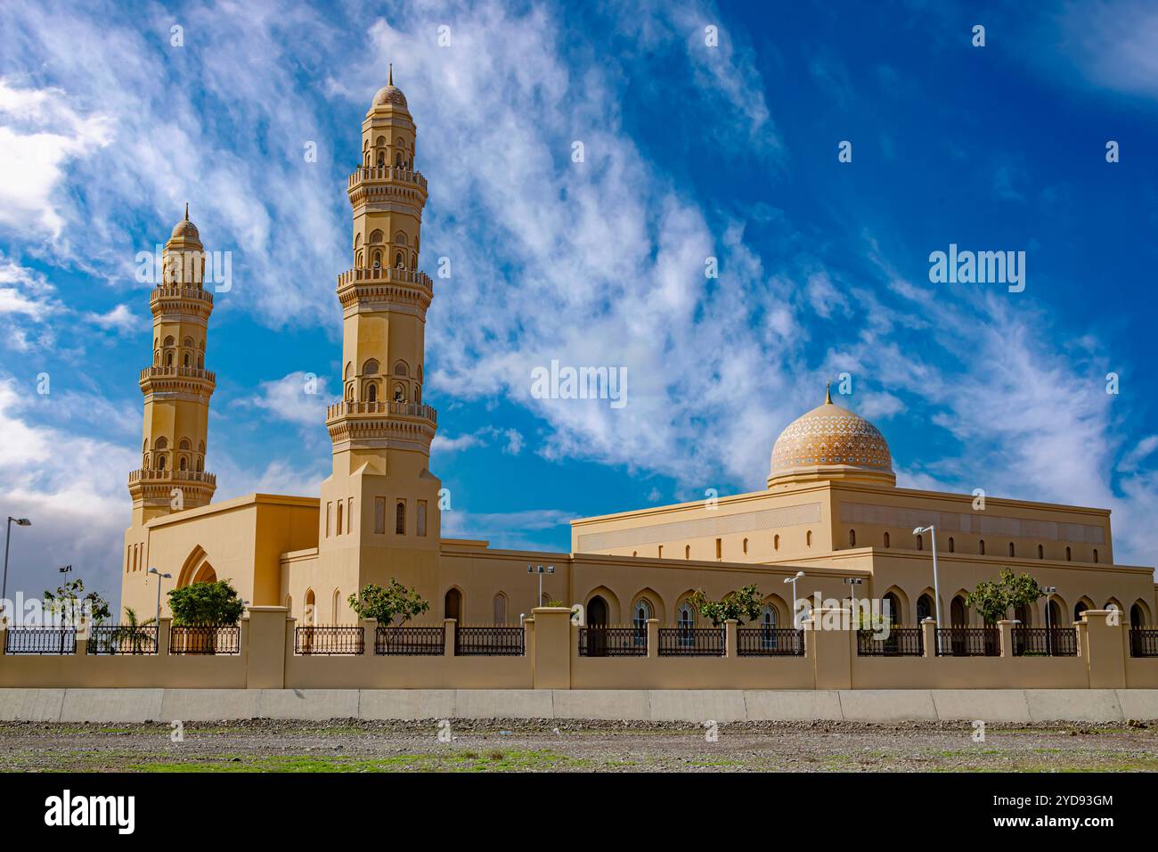 Sultan Qaboos Mosque in As Suwayq Stock Photo - Alamy