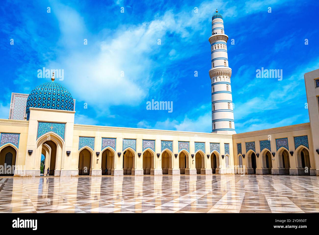 Sultan Qaboos Grand Mosque in Sohar Stock Photo - Alamy