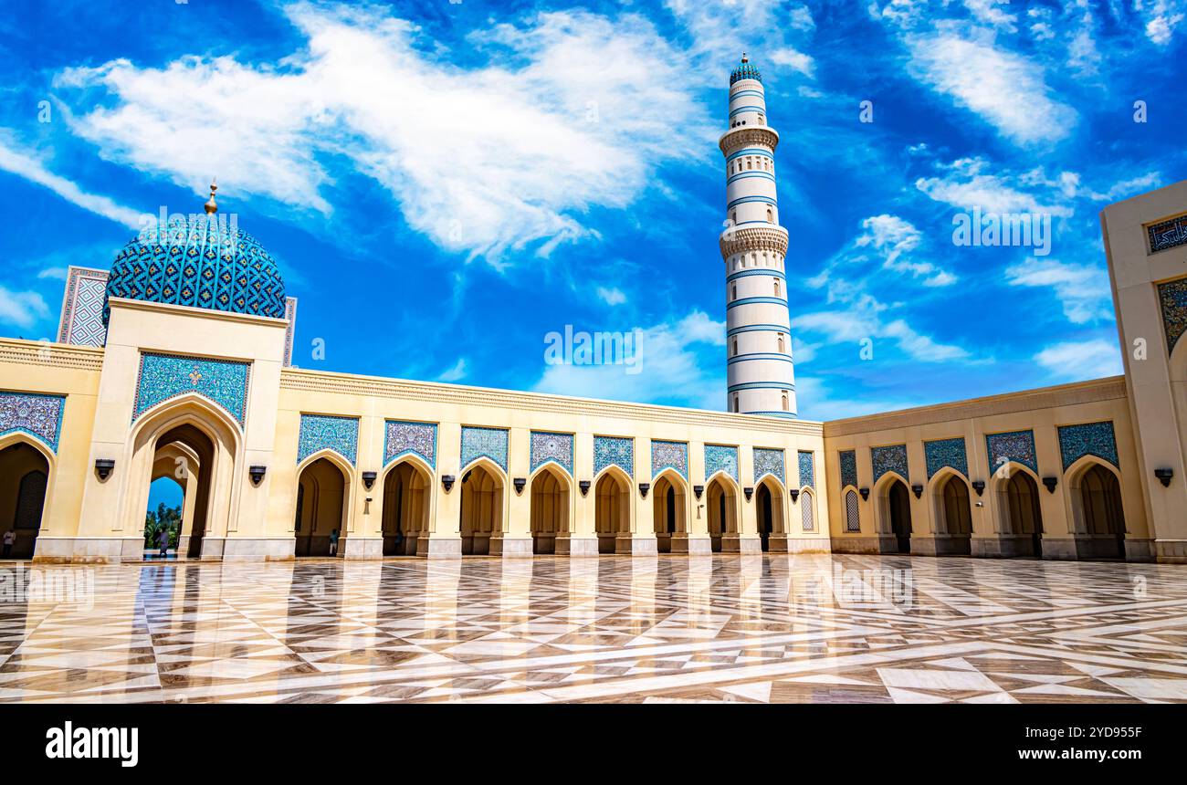 Sultan Qaboos Grand Mosque in Sohar Stock Photo - Alamy