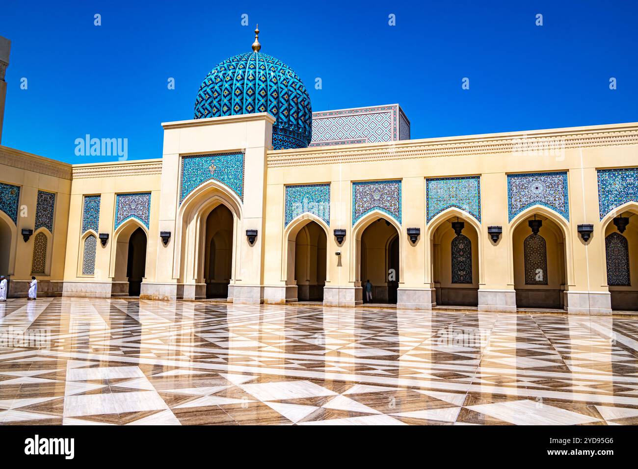 Sultan Qaboos Grand Mosque in Sohar Stock Photo - Alamy