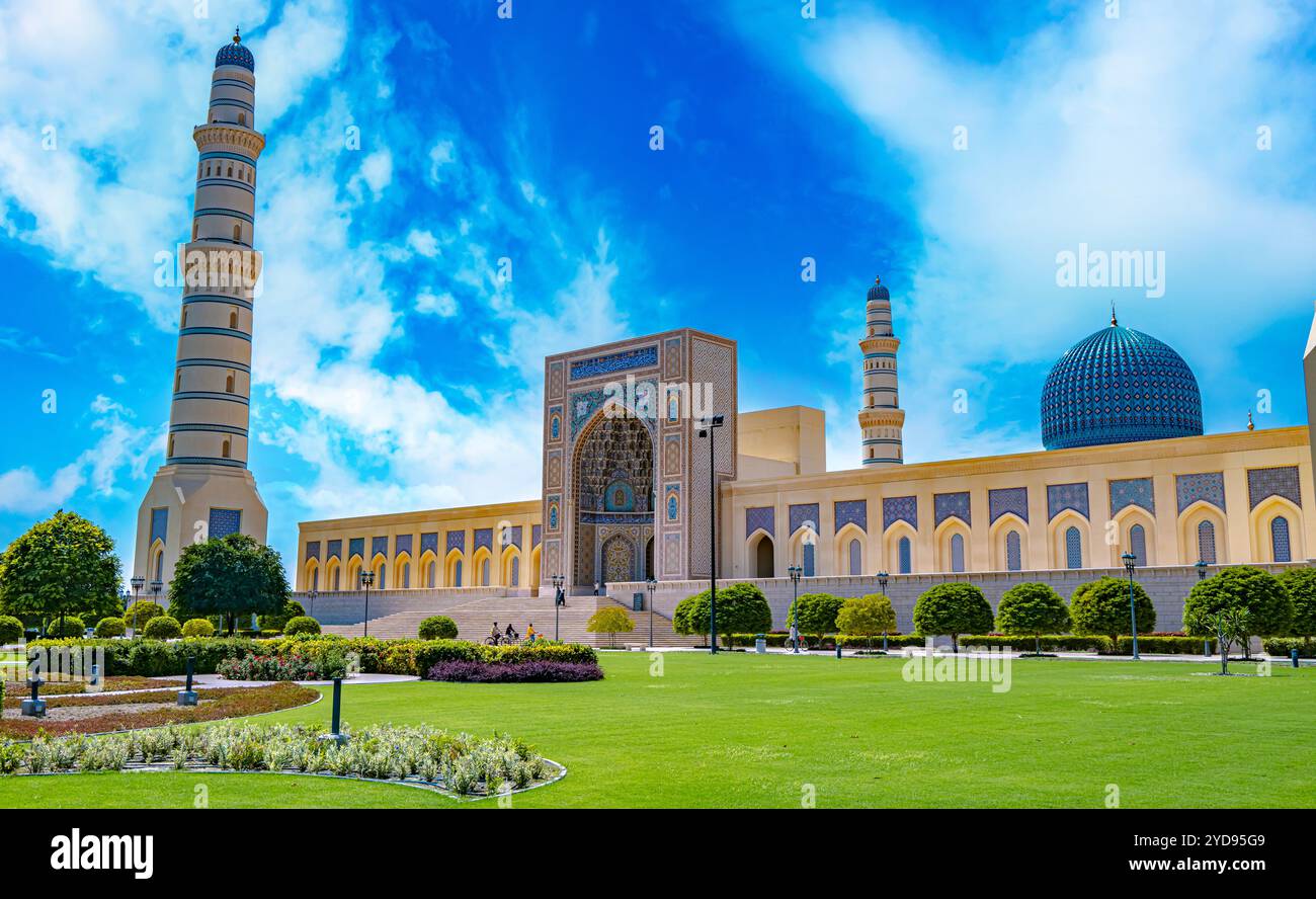 Sultan Qaboos Grand Mosque in Sohar Stock Photo - Alamy