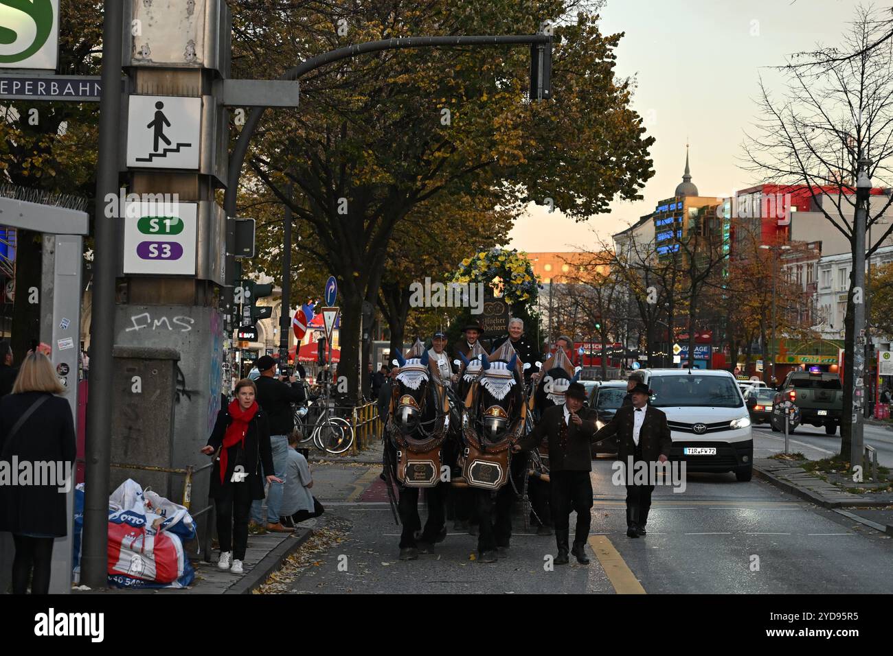 Zur Ritze: 50. Jähriges Jubiläum, Hamburg, 24.10.2024 Feature, Ankunft ...