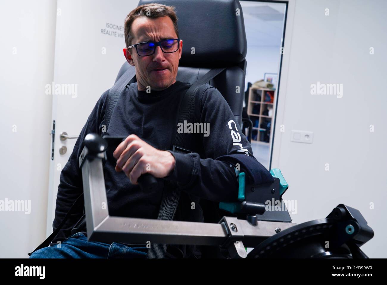 Physiotherapy center specializing in shoulder pathology before or after ...